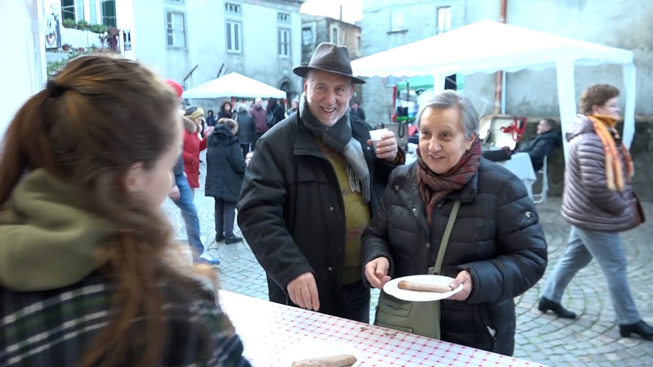 Boveglio, festa in piazza per la farina di neccio - NoiTV