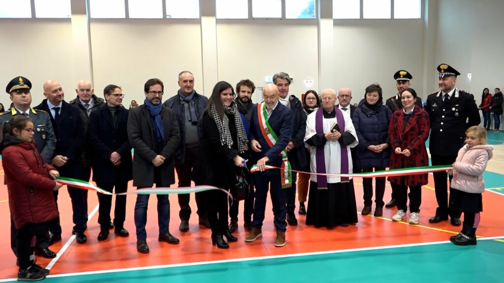 Inaugurata la nuova palestra a Fornoli di Bagni di Lucca - NoiTV Inaugurata la nuova palestra a Fornoli di Bagni di Lucca - NoiTV