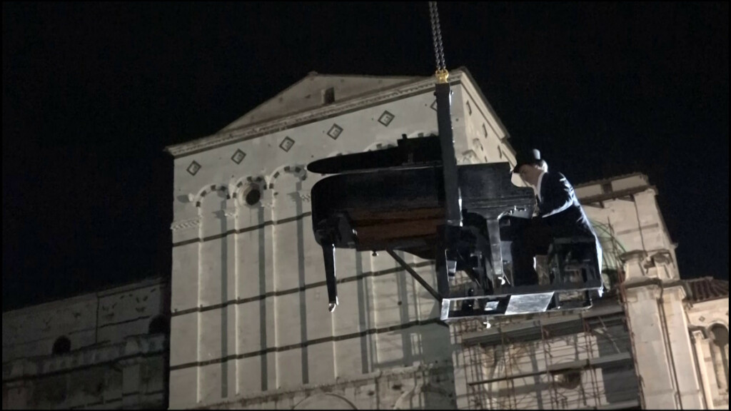 Lo spettacolo della Notte Bianca, in più di 60mila in città - NoiTV