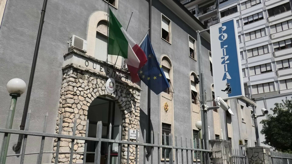 Rapina in sala slot, uomo bloccato con taser e arrestato - NoiTV