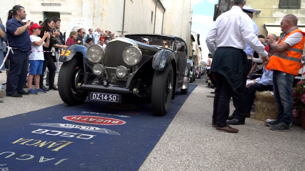 La Mille Miglia passa da Pietrasanta; appuntamento con le auto storiche ...